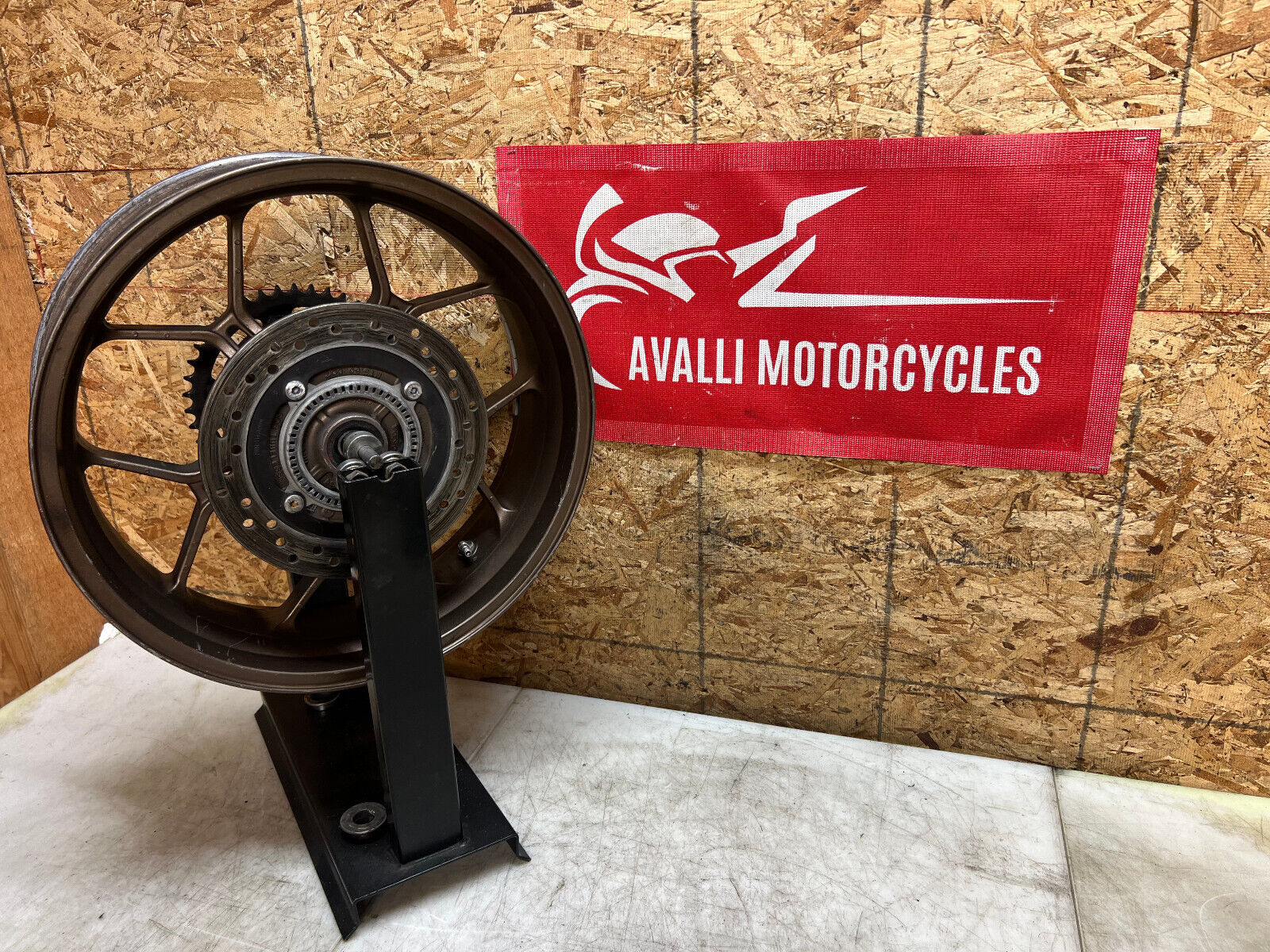 21 22 23 24 HONDA CBR650R CBR 650R REAR WHEEL BACK WHEEL REAR RIM STRA – Cavalli Motorcycles